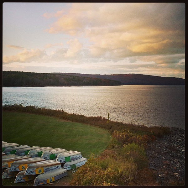 Quabbin Reservoir Visitor Center - Scenic Lookout in Belchertown