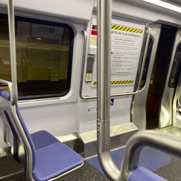 Photos at Mt Vernon Sq 7th St-Convention Center Metro Station - Mount ...