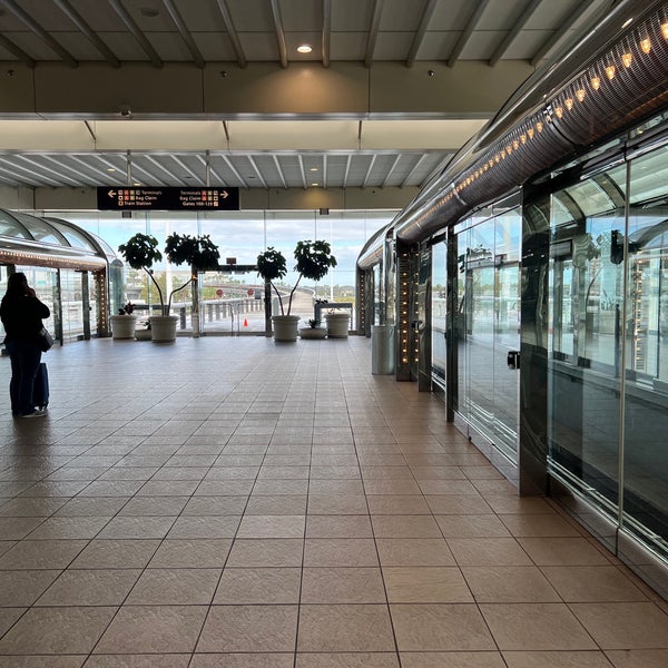 Gate Link Airside 4 - Orlando International Airport - Orlando, FL