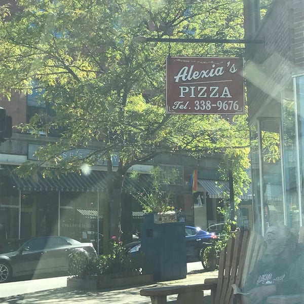 Alexia's Pizza - 4 tips from 123 visitors