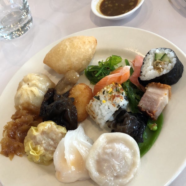 China Bar Signature Asian Buffet - 13 tips from 868 visitors