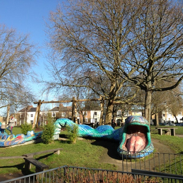 Haggerston Snake Park - Playground in Hackney