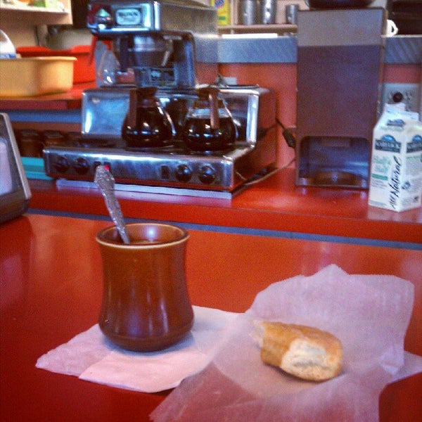 Town Donut Shop - Donut Shop in North dartmouth