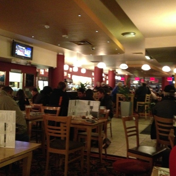The Plough & Harrow (Wetherspoon) - 120-124 King St