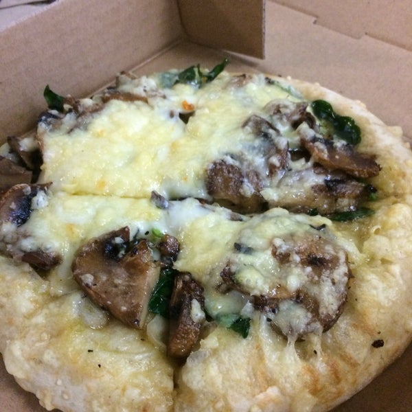 Torn Basil Pizza & Meatballs - Bistro in Fort Lauderdale