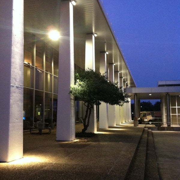 TCC Library - College Library in Fort Worth