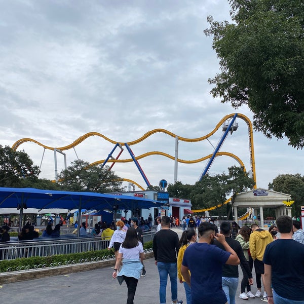 Wonder Woman Coaster - 11 tips from 1489 visitors