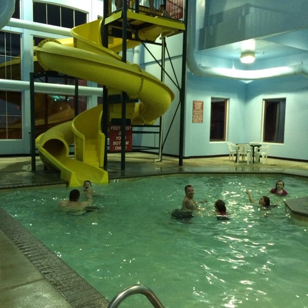 Super 8 Indoor Pool