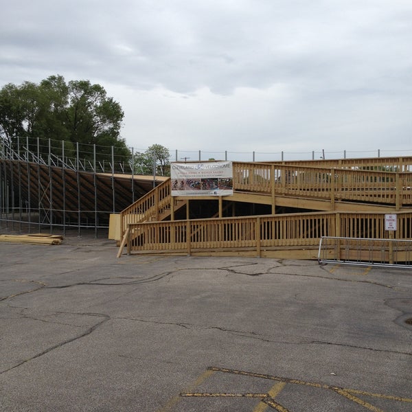 Cleveland Velodrome - Bike Rental in Cleveland