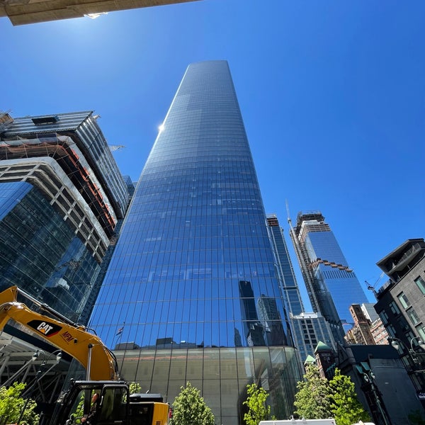 NYS DMV - Midtown Office - Government Building in New York