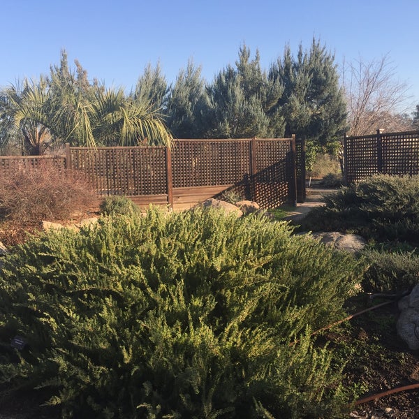 Clovis Botanical Garden - Botanical Garden in Clovis