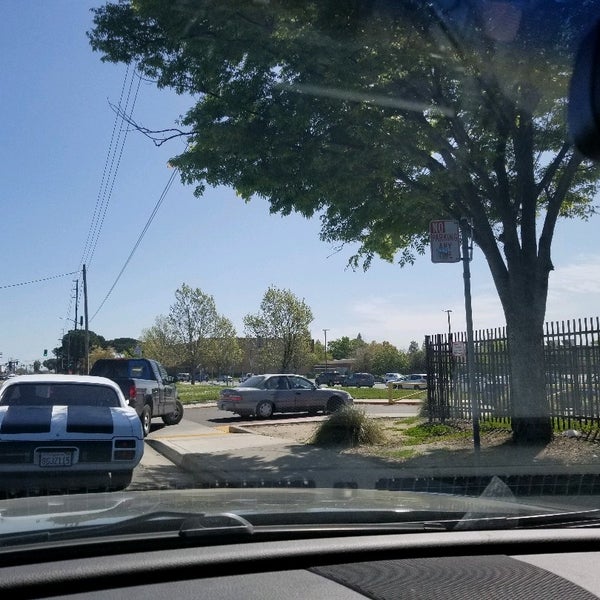Luther Burbank High School - High School in Sacramento