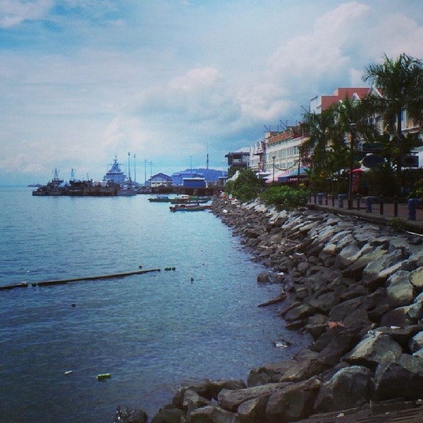 Wisma Sandakan - Shopping Mall