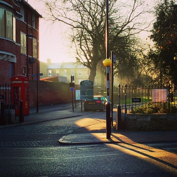 Clapton Square - Park in Lower Clapton