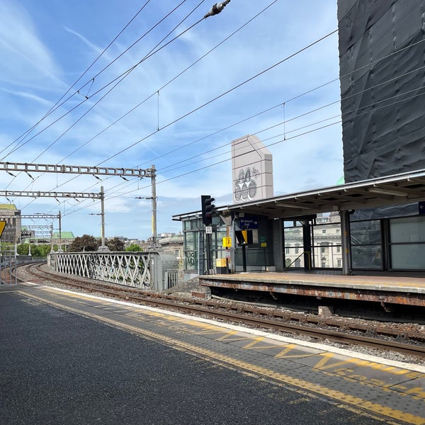 Tara Street Railway Station - Rail Station in Dublin