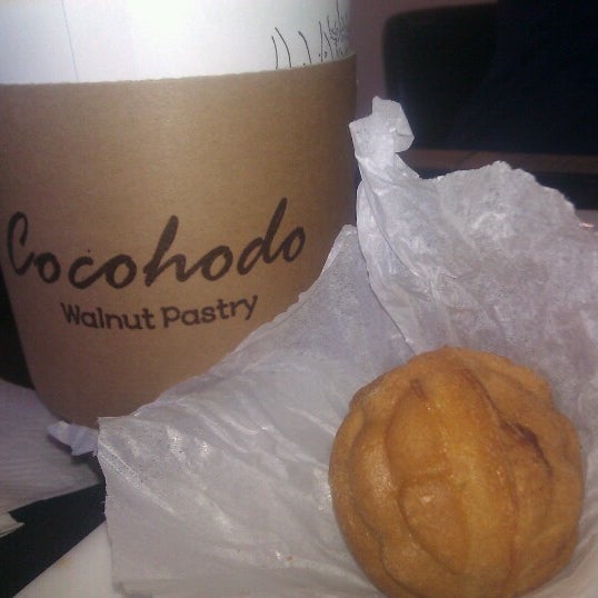 Cocohodo Walnut Pastry - Café in Torrance