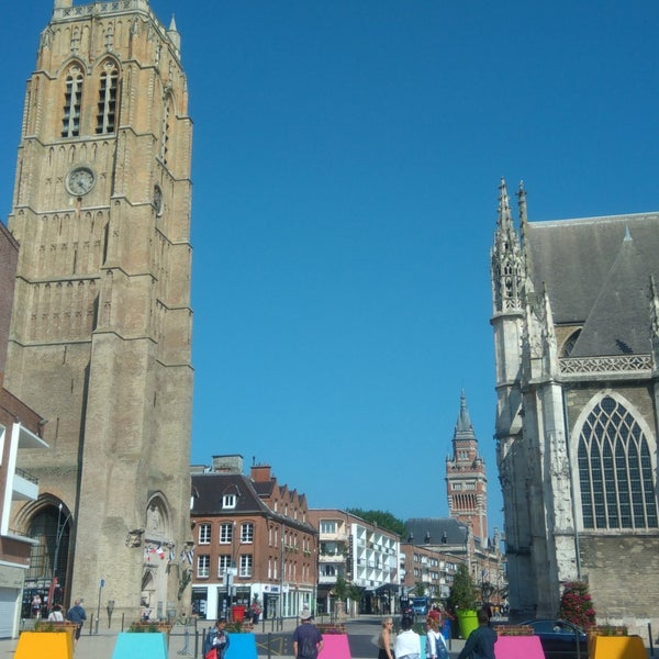 Beffroi de Saint-Éloi de Dunkerque - Place du Beffroi