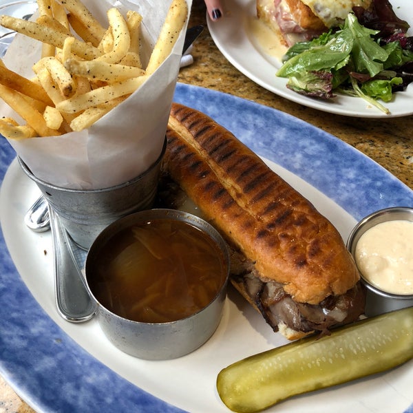 Blue Talon Bistro - 71 tips from 2071 visitors