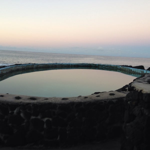 Kona by the Sea Pool - Hōlualoa, HI