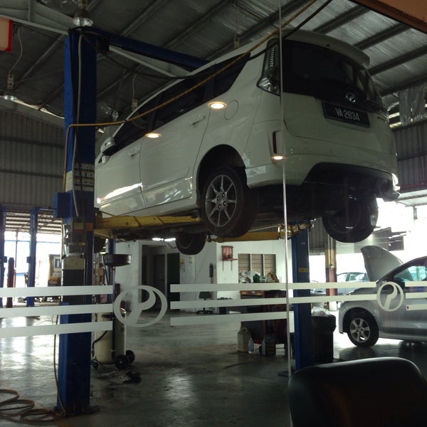Photos at Perodua Sales & Service Centre Glenmarie - Automotive Repair Shop