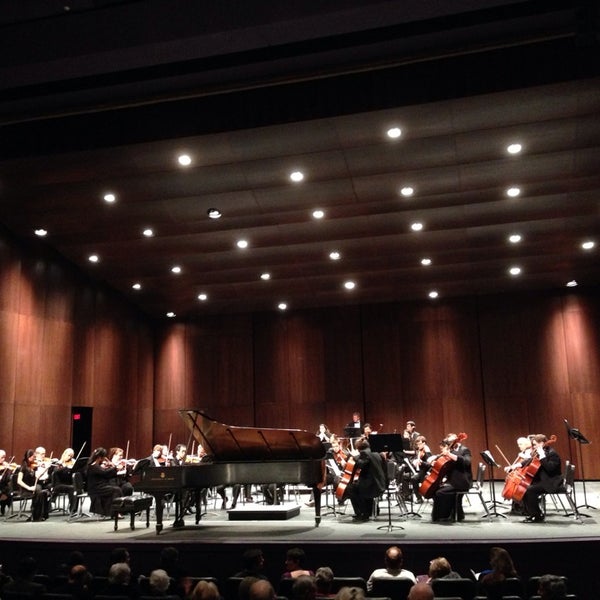 Reynolds Performance Hall - 4 tips from 350 visitors