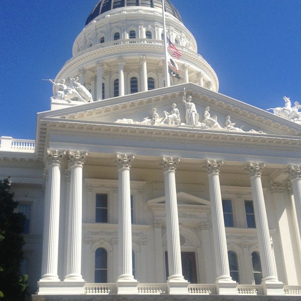 Capitol Mall - Plaza in Sacramento
