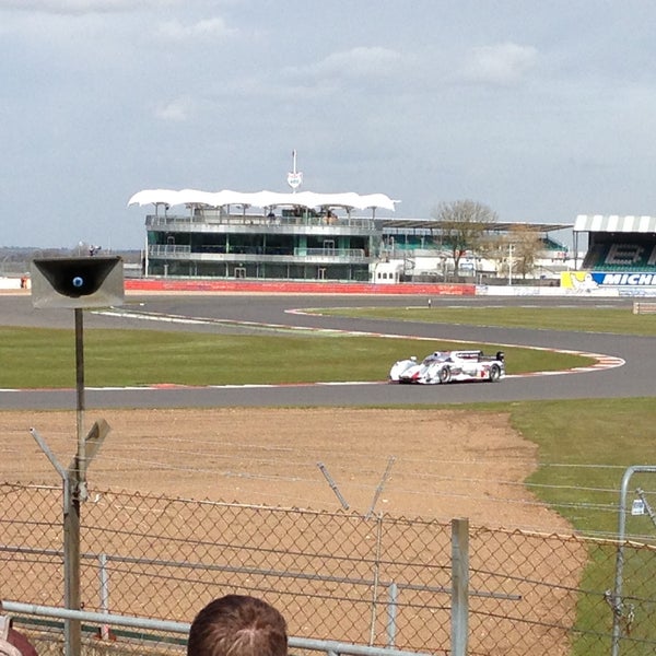 Photos at Luffield Grandstand - 8 tips