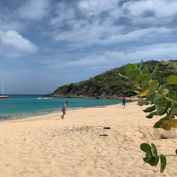 Happy Bay - 9 tips from 224 visitors