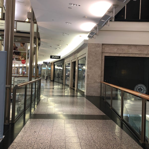 Photos at The Shops At North Bridge - Shopping Mall in Chicago