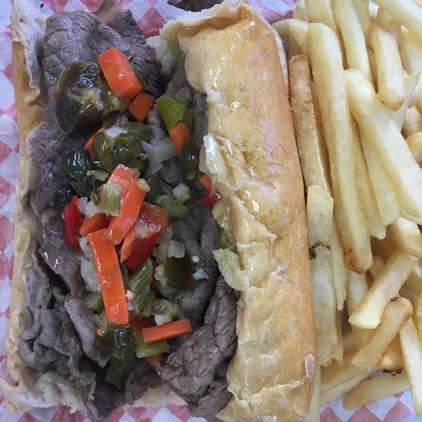 Ken-Tone's Drive-In - Hot Dog Joint in Chicago