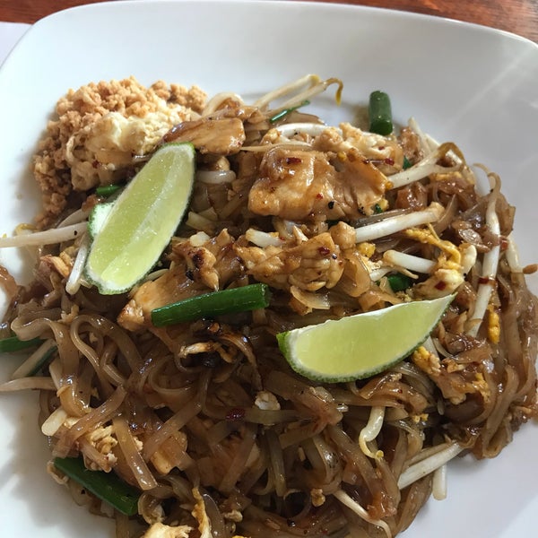 Sawadee Thai Cuisine - Thai Restaurant