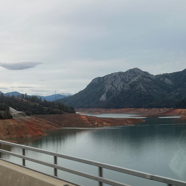 Lake Shasta - 15 tips from 3373 visitors
