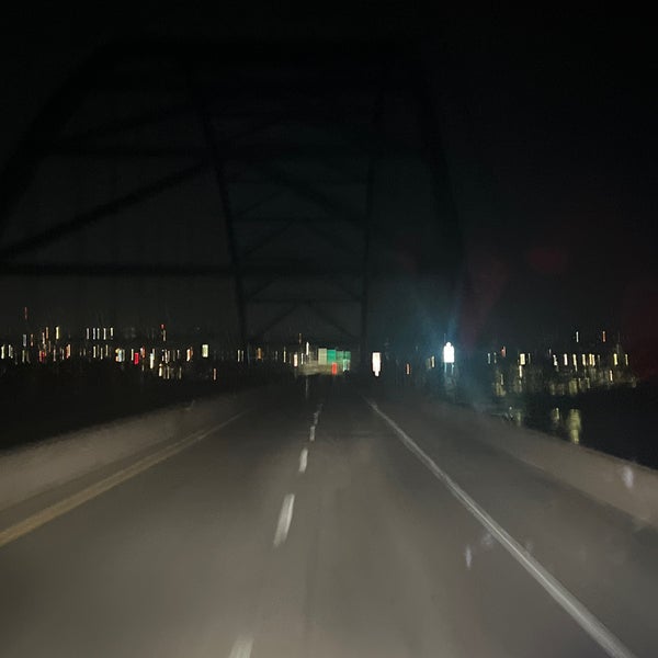 Iowa/Wisconsin State Line - Border Crossing