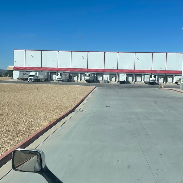 WinCo Distribution Center Phoenix, Arizona - Warehouse