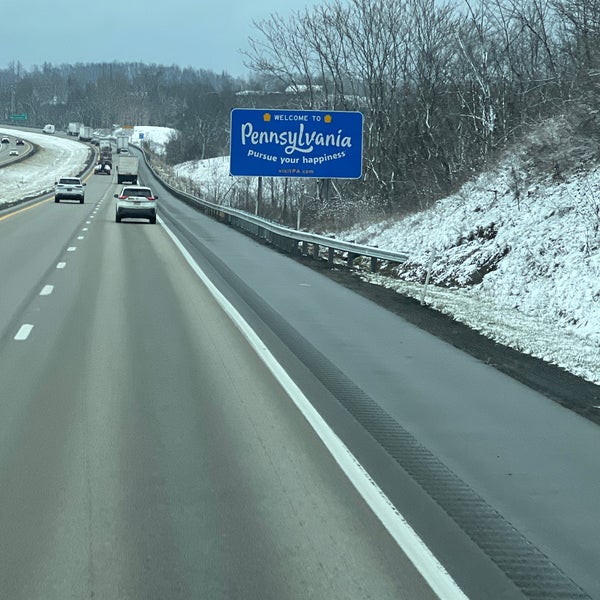 West Virginia/Pennsylvania State Line - Border Crossing