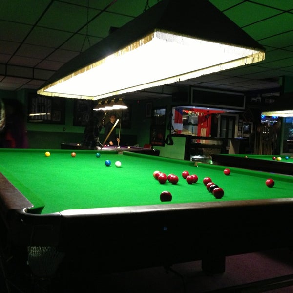 Spot White Snooker Club - Pool Hall in Chinatown