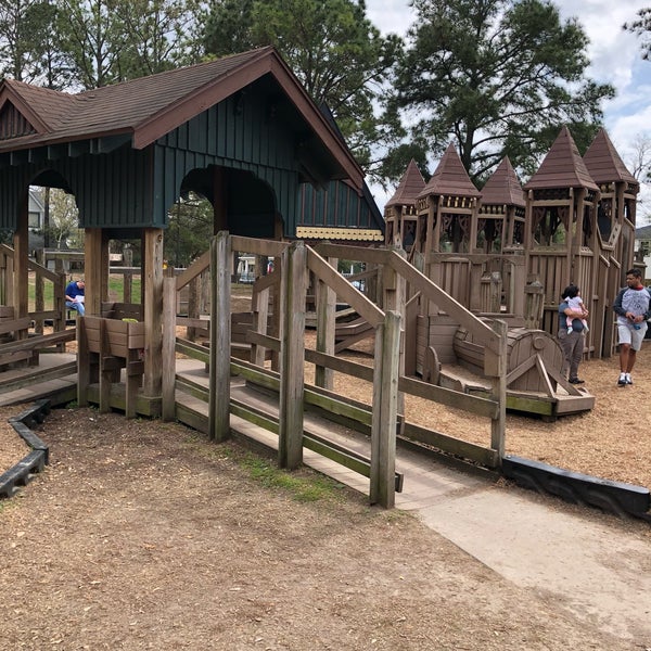 Photos at Donovan Park - Playground