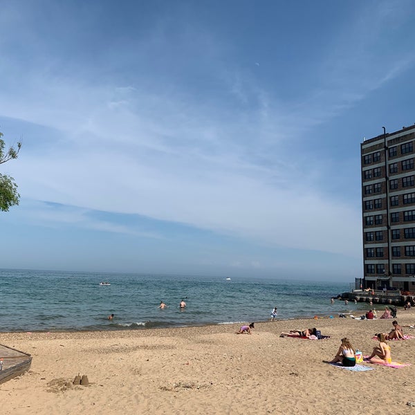 Albion Beach - Rogers Park - 6 tips from 167 visitors