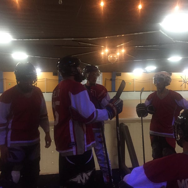 Everett Skate Deck - Skating Rink in Everett