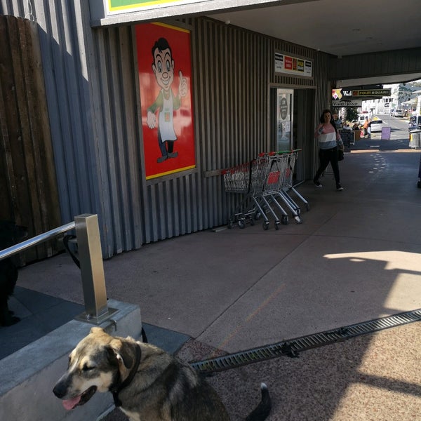Four Square - Waiheke Island, Oneroa