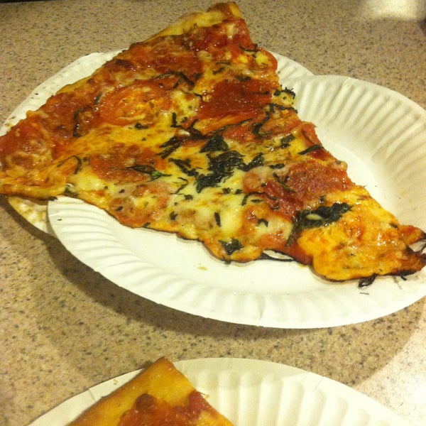 Pauls Live Pizza at Eileen Porras blog