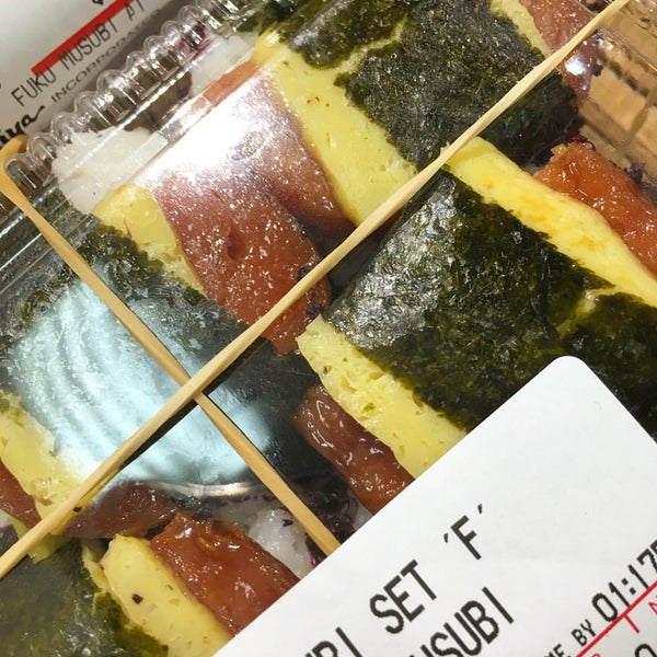 BOOKOFF Hawaii Ala Moana Shirokiya Store (Now Closed) - Ala Moana ...