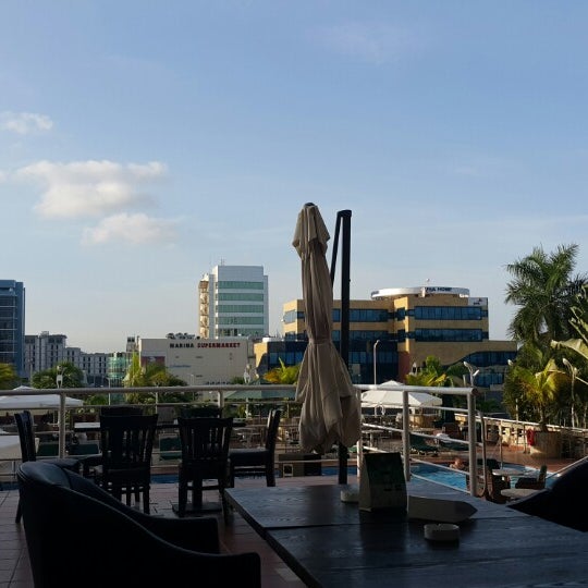 Holiday Inn Accra Airport Hotel - 29 tips from 1129 visitors