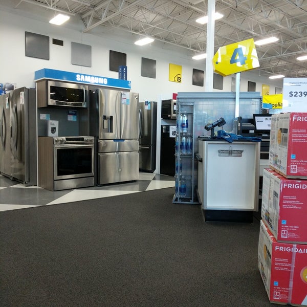 Best Buy - Electronics Store
