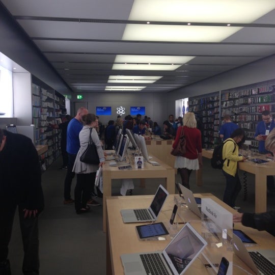 Photos at Apple Grand Arcade - Cambridge, Cambridgeshire