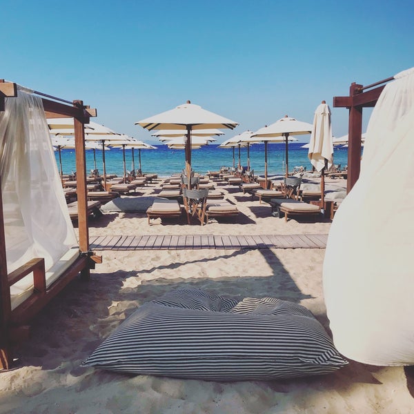 Astir Beach Club Vouliagmeni - Σούρμενα - 3 tips from 255 visitors