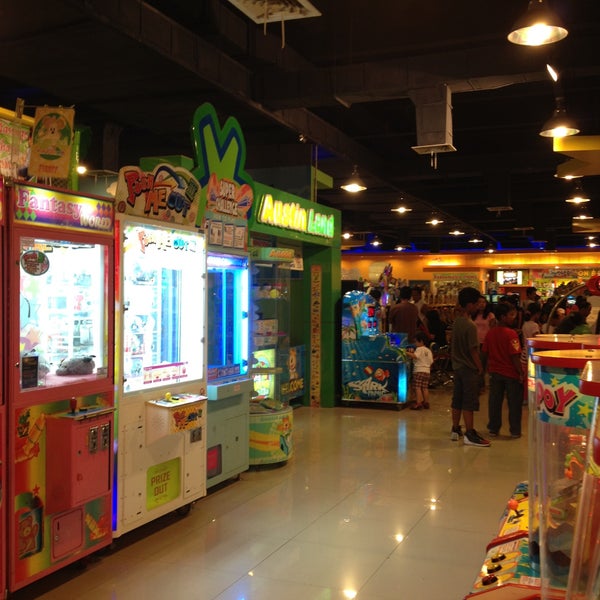 Tom's World - Arcade in Quezon City