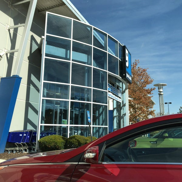 Chesterfield Valley Goodwill Retail Store - Chesterfield Commons West ...