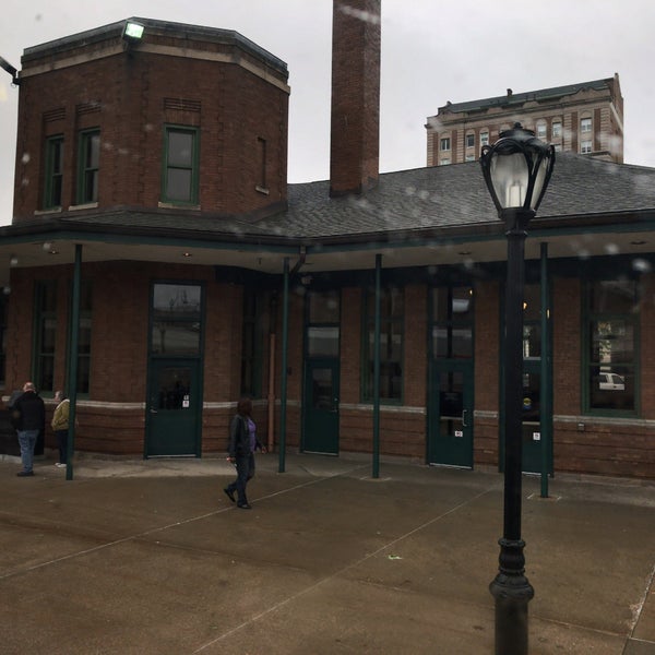 Photos at Amtrak Springfield Station (SPI) - Downtown Springfield - 6 ...