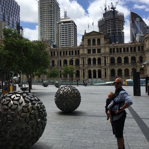Brisbane Square - Government Building in Brisbane City